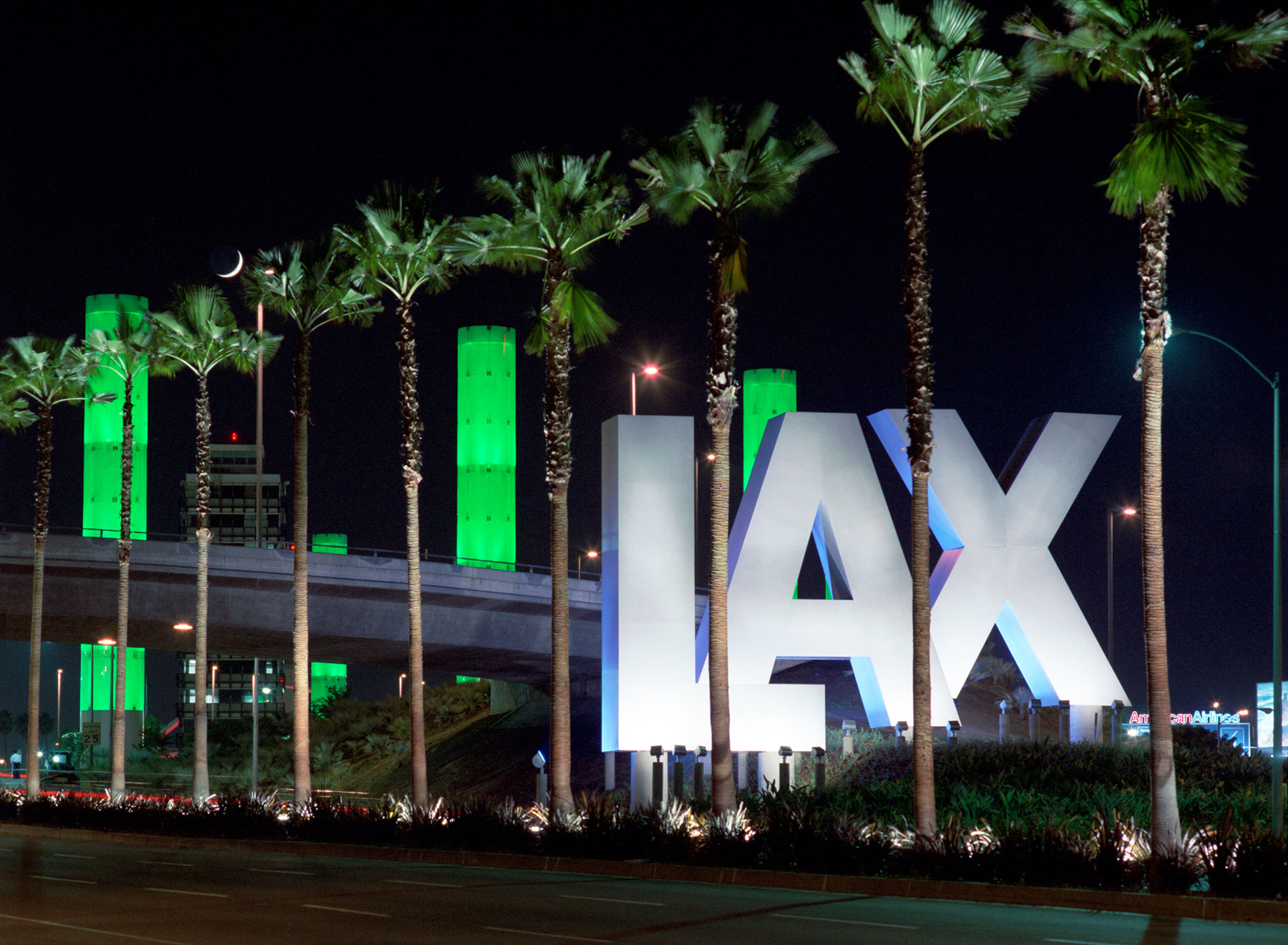 LAX Airport - Lighting Design Alliance